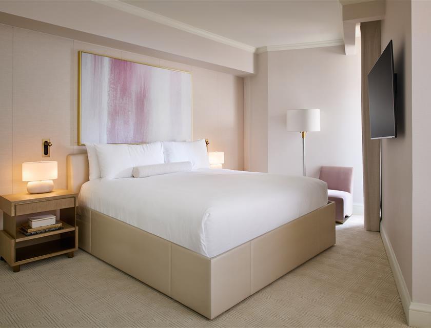 Newly Renovated Suites - Water and Courtyard Views | Salamander ...