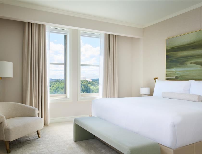 Newly Renovated Suites - Water and Courtyard Views | Salamander ...