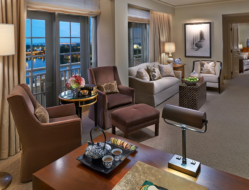 Newly Renovated Suites - Water and Courtyard Views | Salamander ...