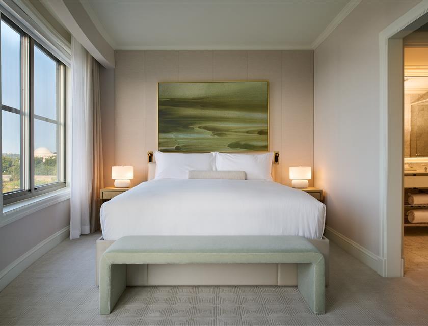Newly Renovated Suites - Water and Courtyard Views | Salamander ...
