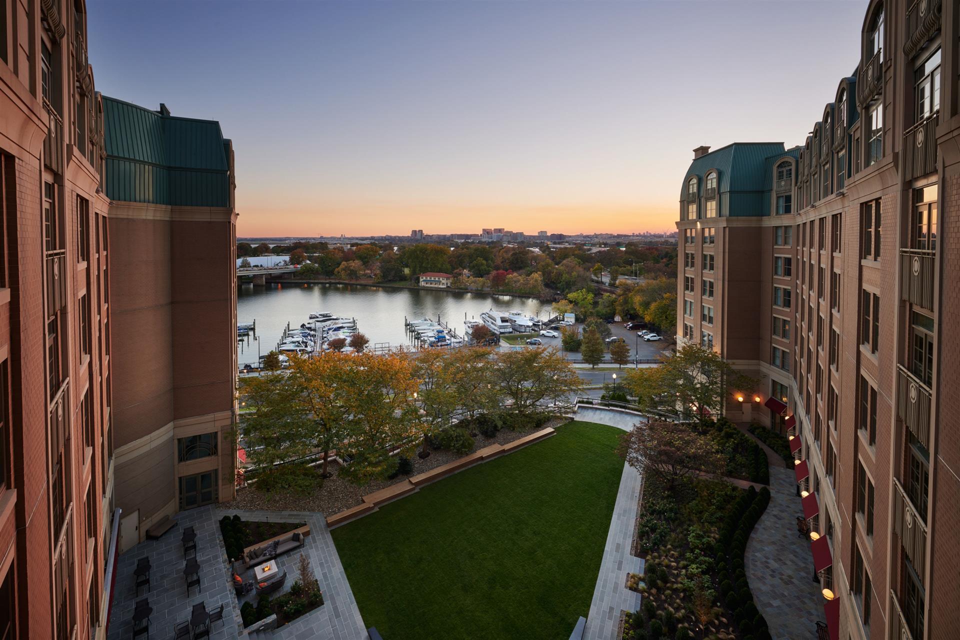 Take a Tour Photo Gallery | Welcome | Salamander DC